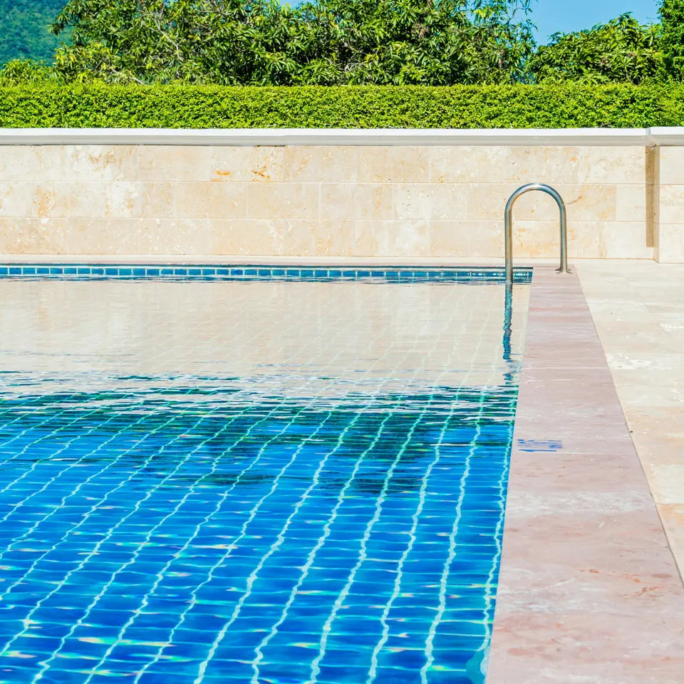 How to Choose the Right Automatic Pool Cleaner for Your Pool – CHASING ...